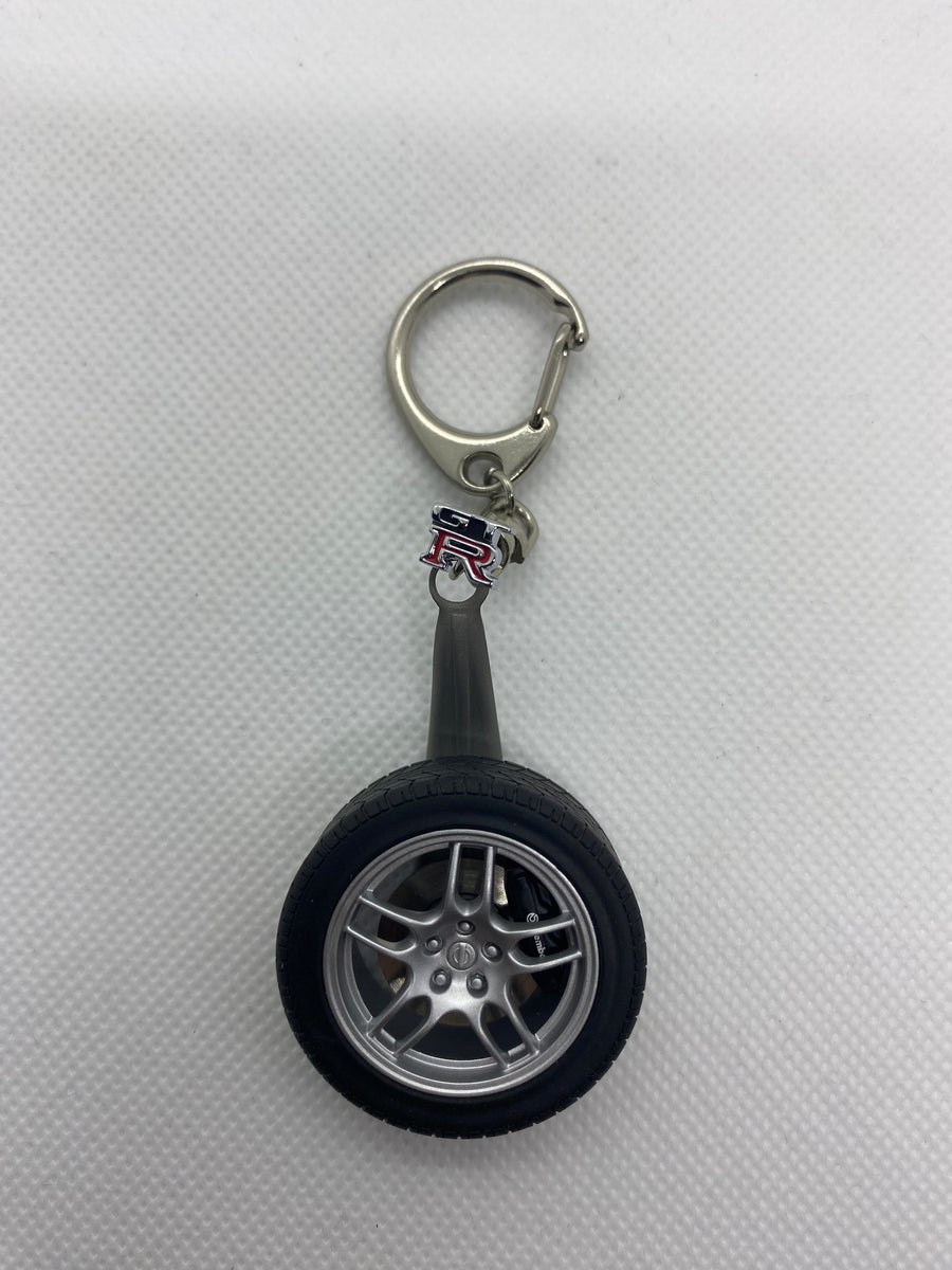 AUTOart Nissan Skyline GT-R (R33) Wheel key chain with GT-R emblem ...